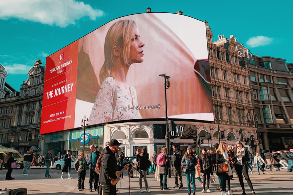 Guide To An Effective DOOH Campaign With Augmented Targeting (+4 Useful ...
